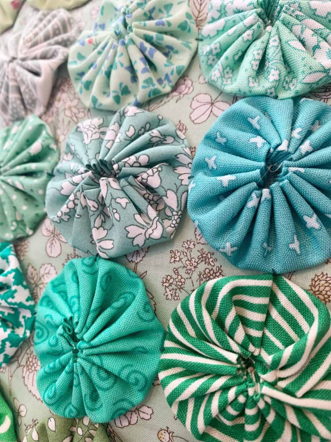 Green Yo-Yo Pillow- Sewing Tutorial – Clover Needlecraft