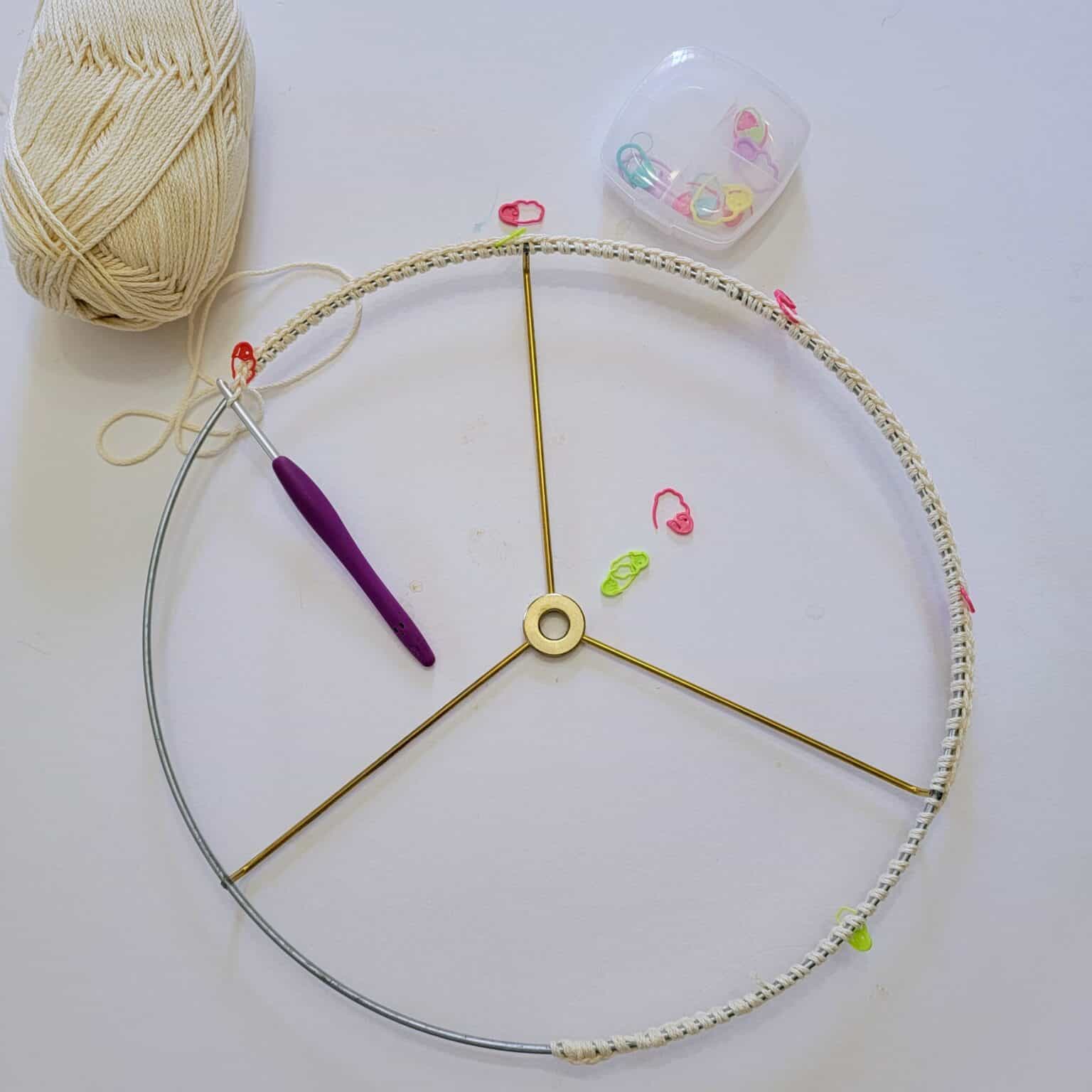 Capiz Lampshade – Crochet Pattern – Clover Needlecraft