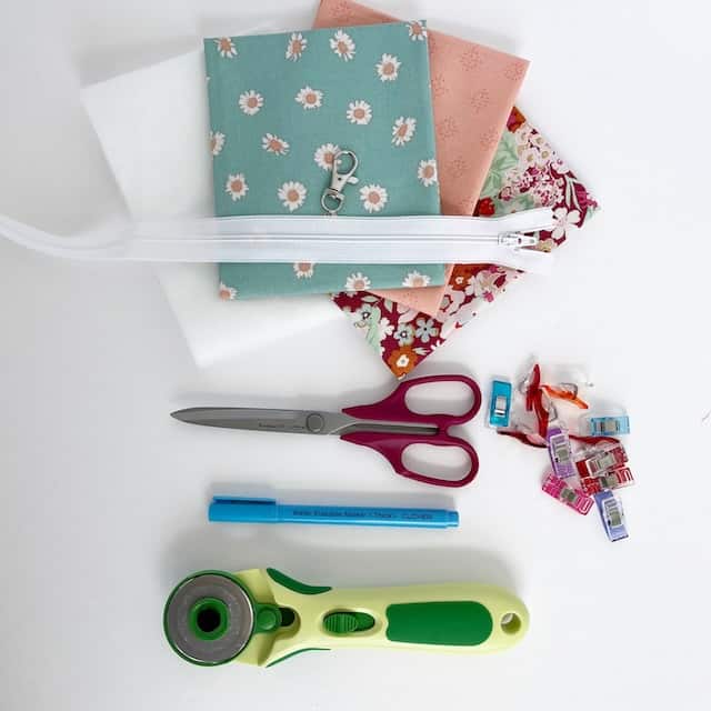 Back To School Pencil Pouch {Sewing Tutorial} – Clover Needlecraft