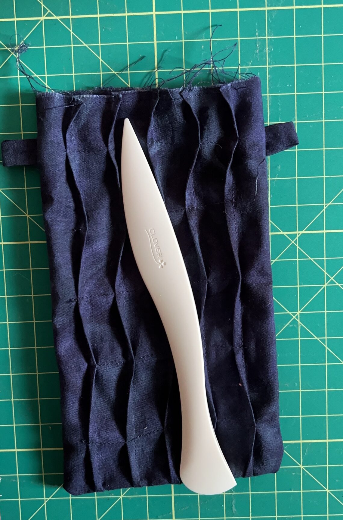 DIY Phone Bag! – Clover Needlecraft