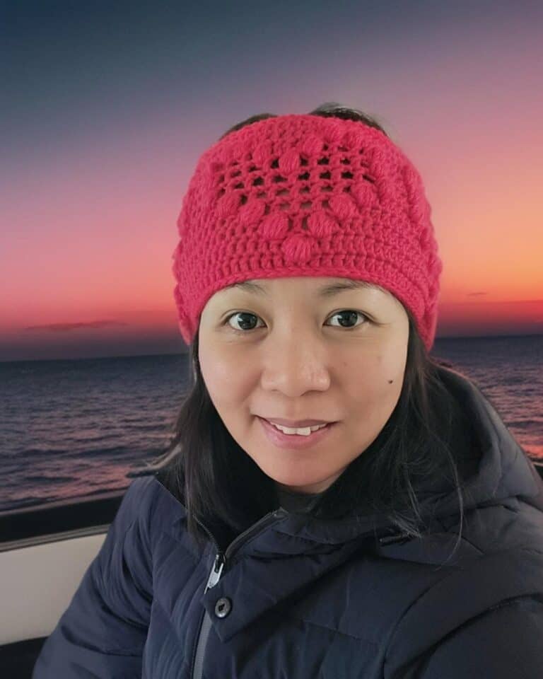 Mesh Heart Earwarmer – Clover Needlecraft