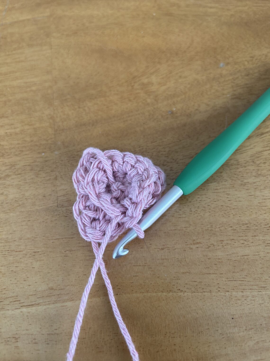 Rose Petals Crochet Tote Bag – Clover Needlecraft