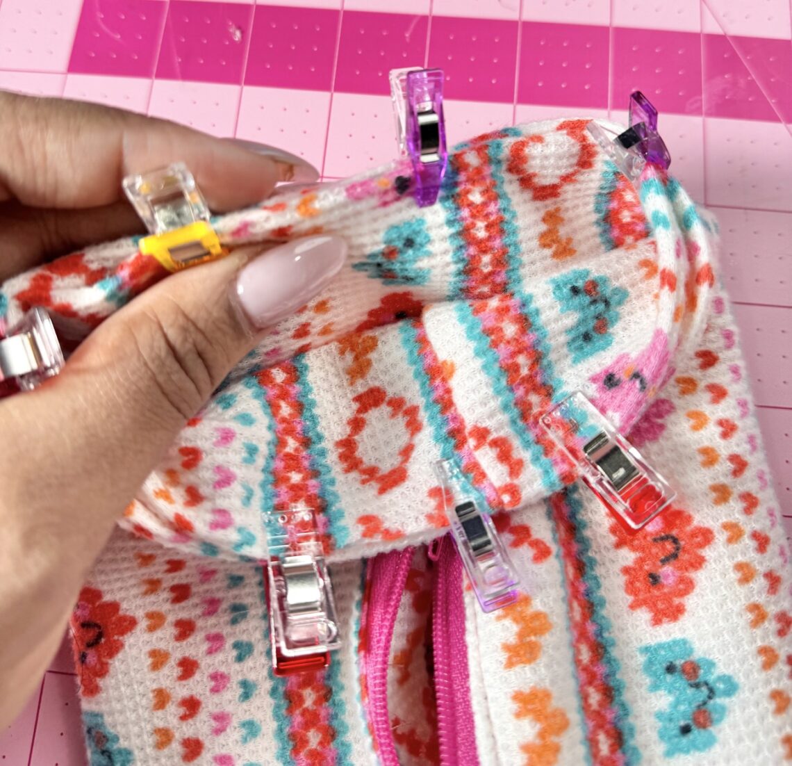 DIY Valentine’s Day Candy Pouch – Clover Needlecraft