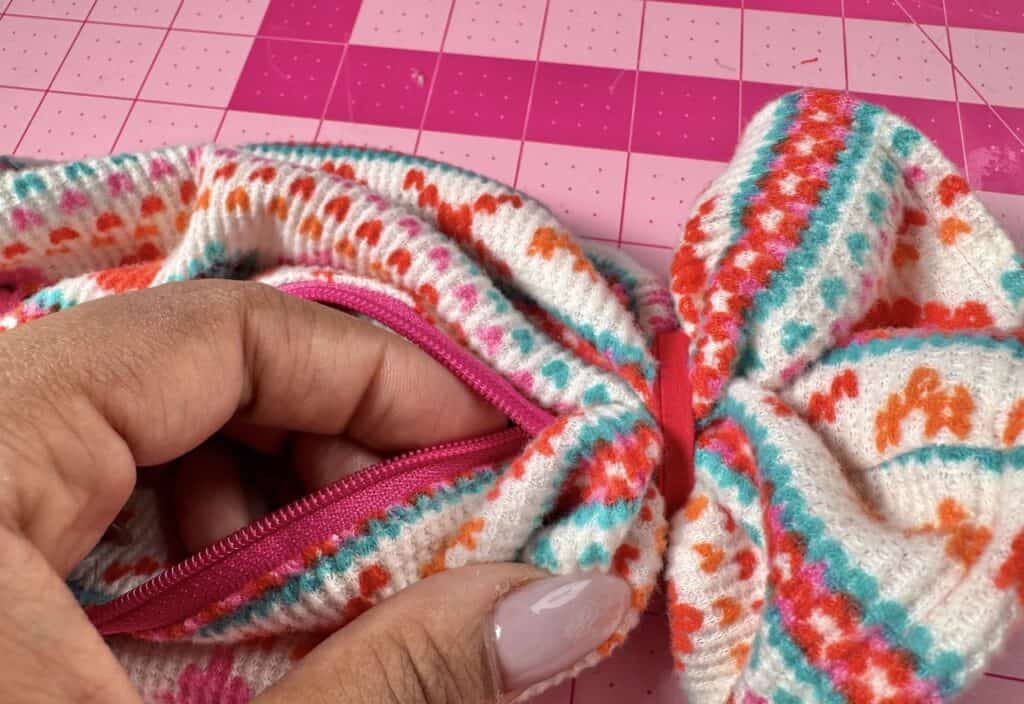 DIY Valentine’s Day Candy Pouch – Clover Needlecraft