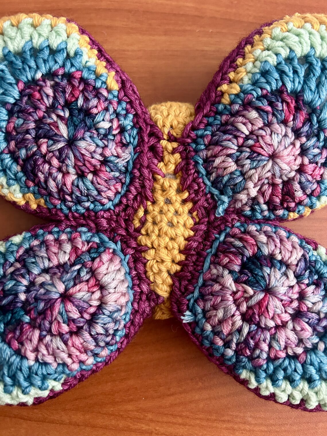 Butterfly Pillow *free crochet pattern* – Clover Needlecraft
